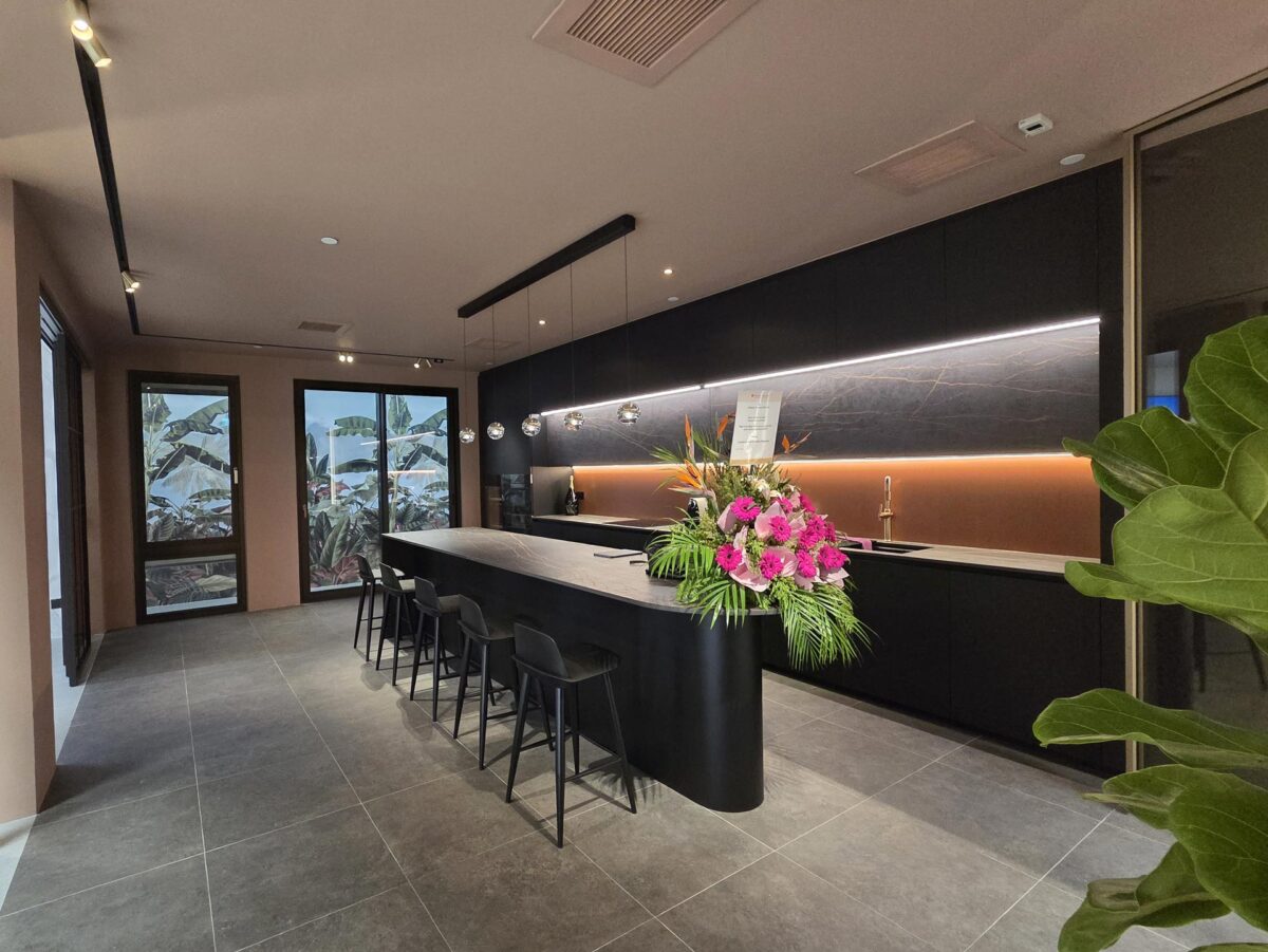 Italian windows culture - Ponzio dealer Singapore